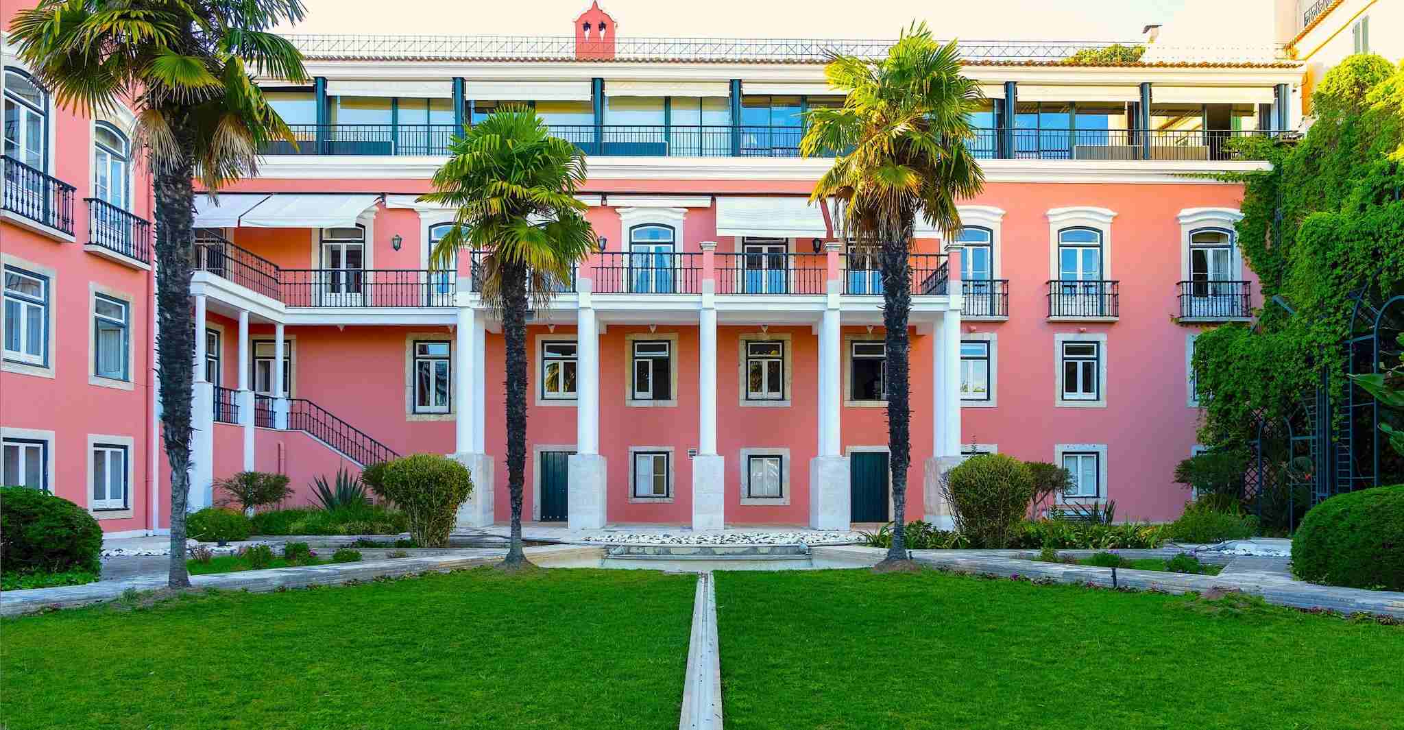 @FLAD - Education - FLAD